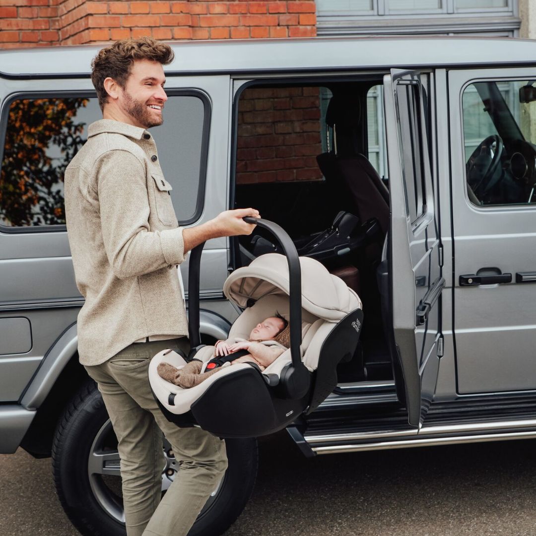 Britax BABY-SAFE PRO Soft Taupe babyskydd Pyret & Snäckan