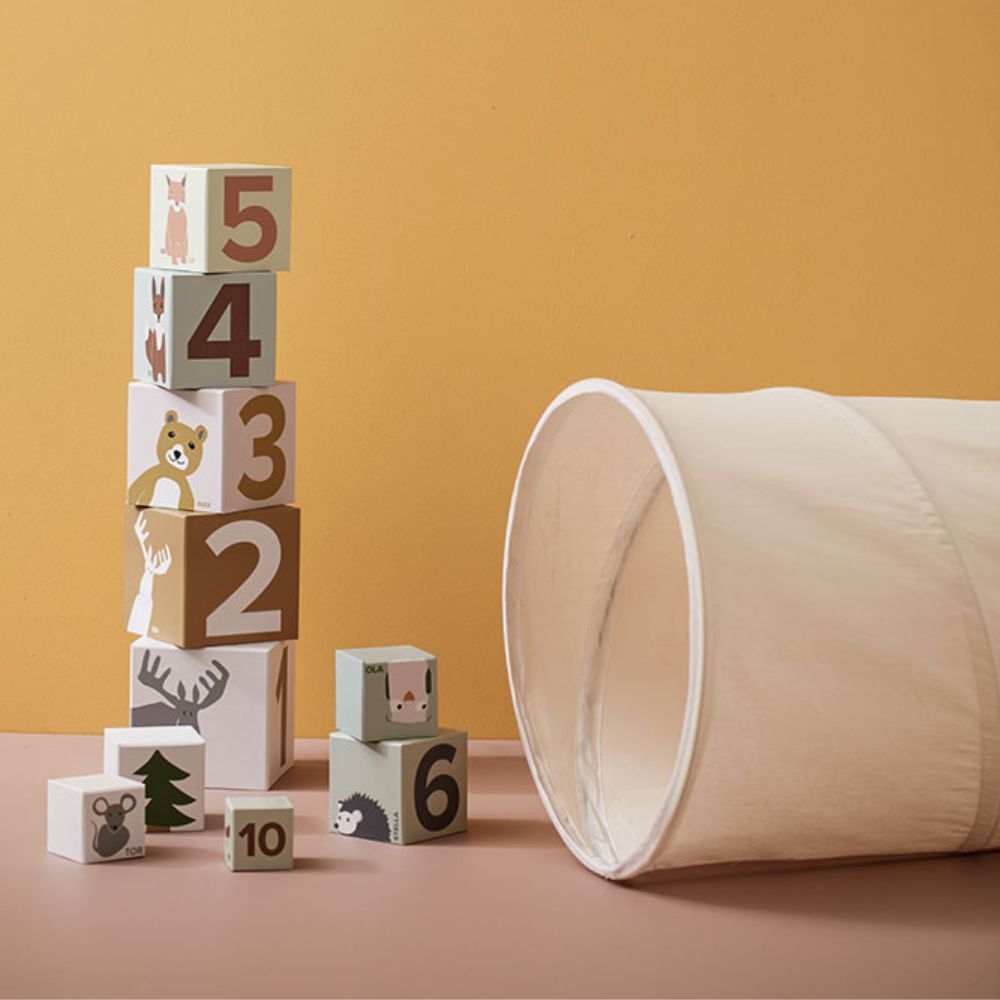 Kids Concept Tunnel naturvit leksak Pyret & Snäckan